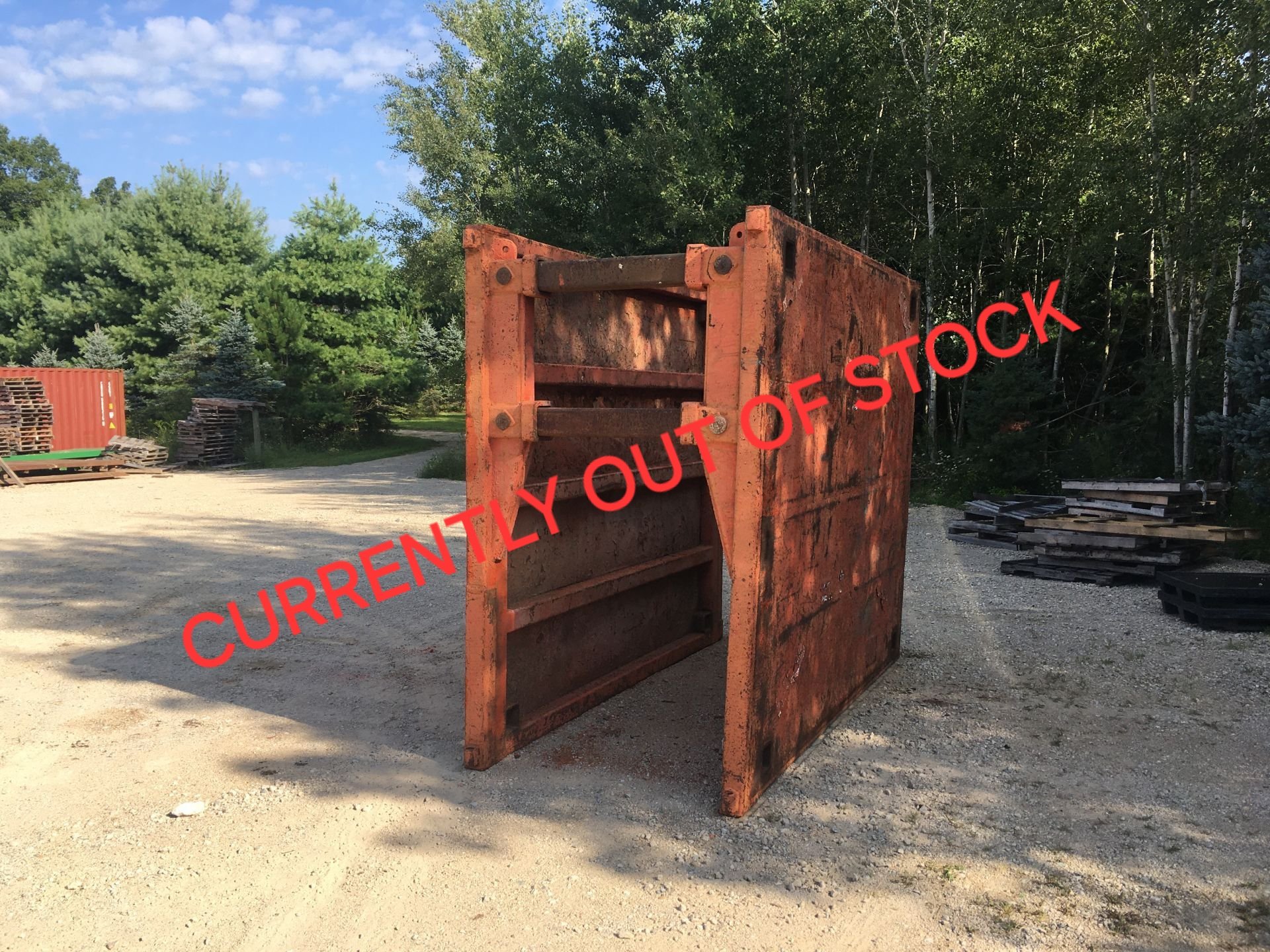 Used 8×10 SWHE with 4′ Spreaders | Allen Trench Safety